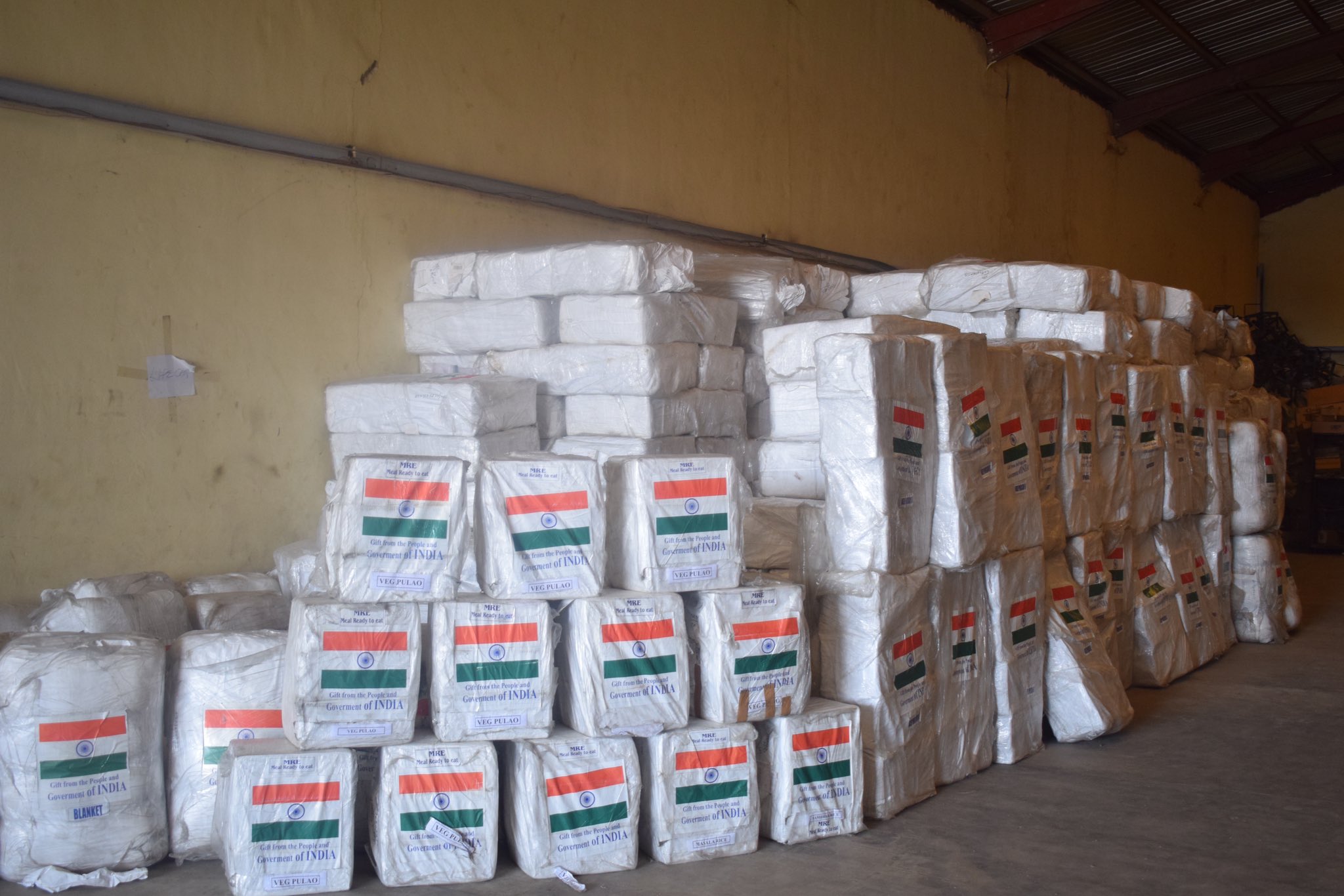 Humanitarian aid to provide succor to the flood victims in Nigeria ...
